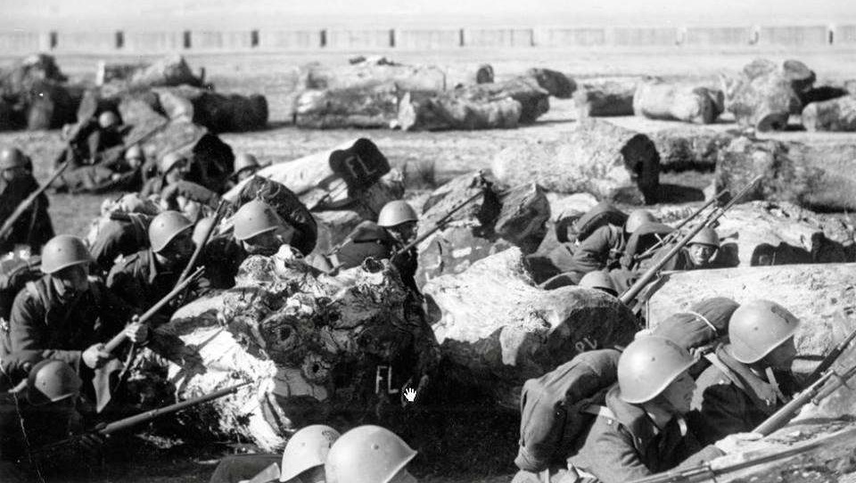 Ylli Meçe: “Është e jona Shqipëria”! Mirënjohje për heroin e popullit ...