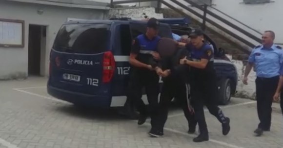 Pengoi hapjen e qendrave të votimit në Postribë, arrestohet i riu ...