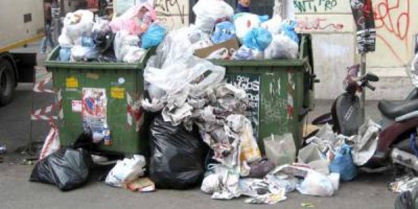 Hajro Limaj thirrje qeverisë dhe bashkisë: Vendosni urgjentisht kapakët ...