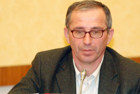 Prof. Dr. Mark Marku: Edi Rama e ka falimentuar Shqipërinë ekonomikisht ...