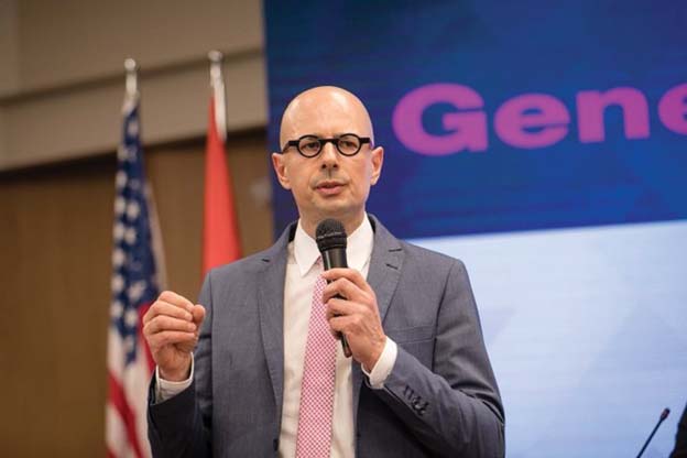 Enio Jaço: Çmimi ekonomik i tkurrjes së popullsisë shqiptare | Gazeta ...