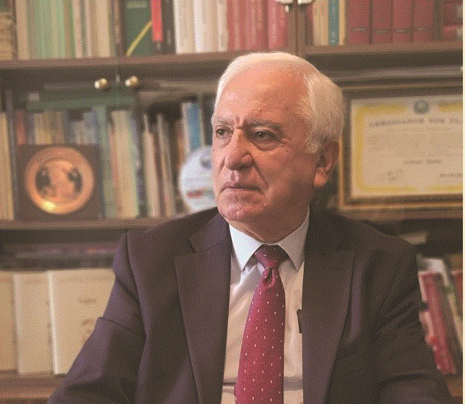 Prof. Dr. Selman Sheme : Si deportuan kolonët grekë në Çamëri | Gazeta ...