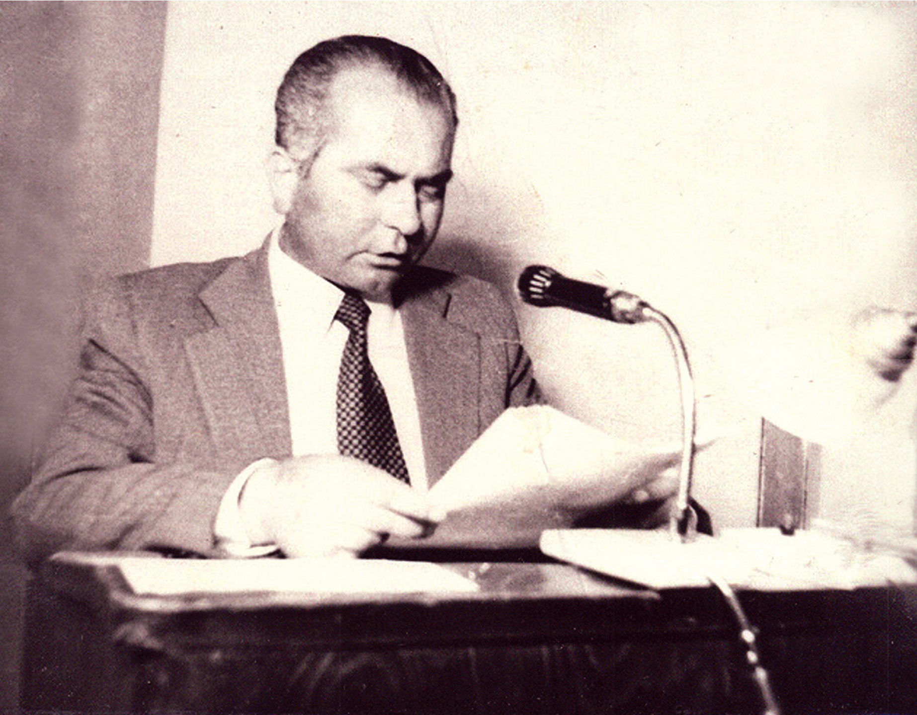 Asllan Musai, modeli i humanizmit, idealist dhe shqiptar i madh që e ...